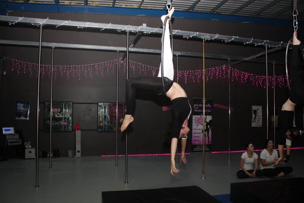 Lyra (Aerial Hoop) – Aerial Wonderland